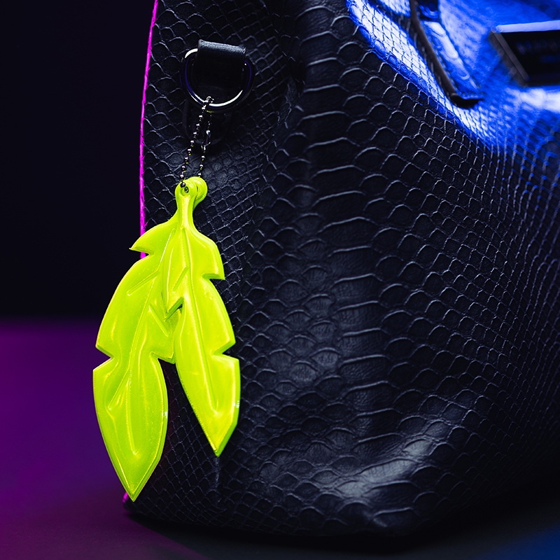 Custom Soft Hanger GROUP 1 - Refloactive Sp. z o.o.