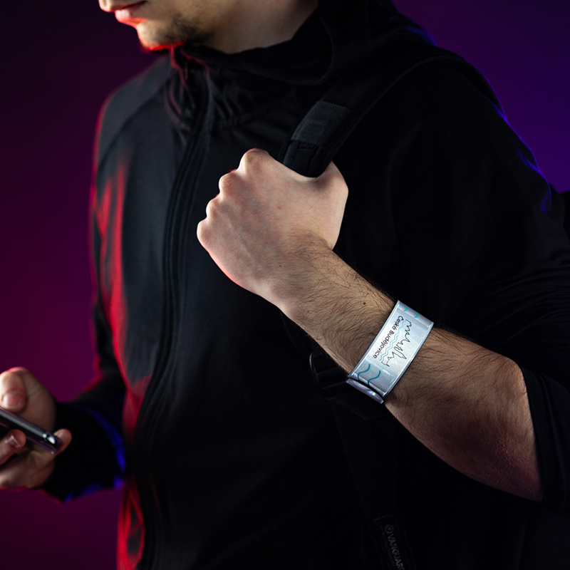 Custom Reflective Slap Band GROUP 1 - Refloactive Sp. z o.o.
